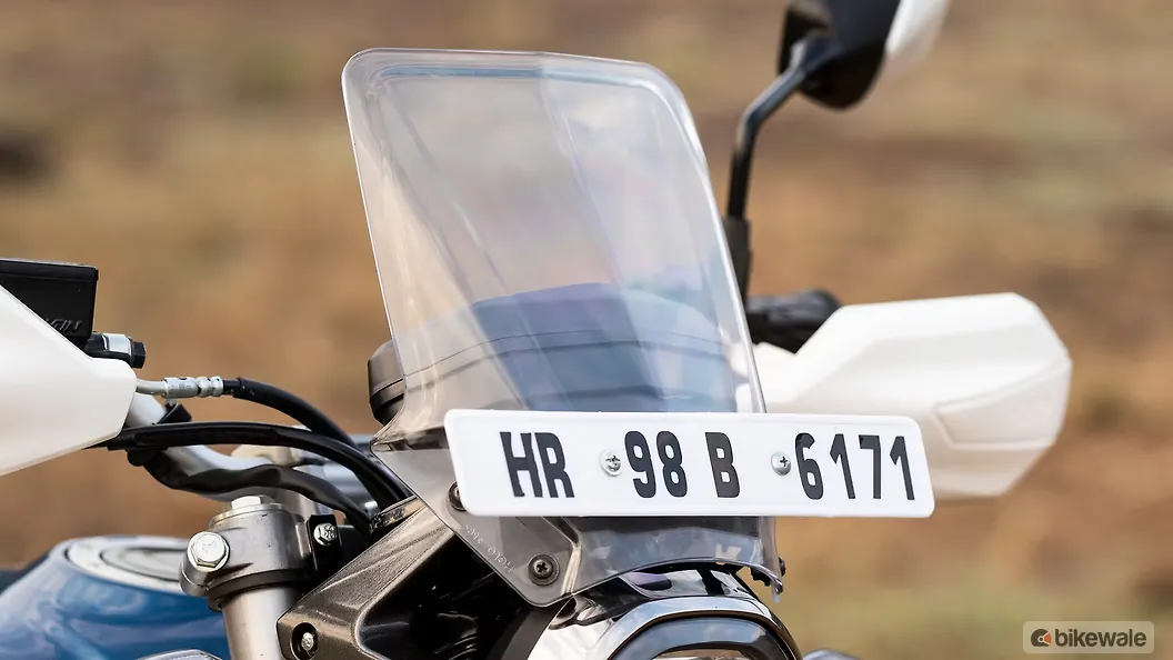 Hero Xpulse 200 4V Rear View Mirror Image – BikeWale