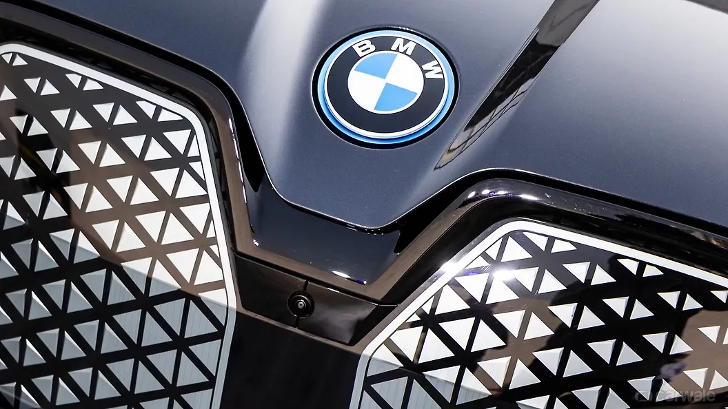 iX Front Logo Image, iX Photos in India - CarWale