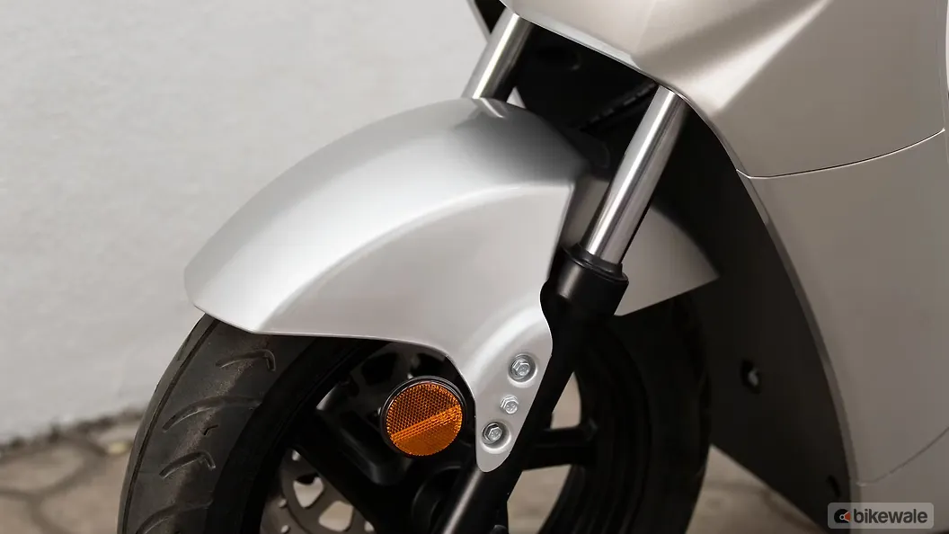 Bounce Infinity E1 Front Turn Indicators Image – BikeWale