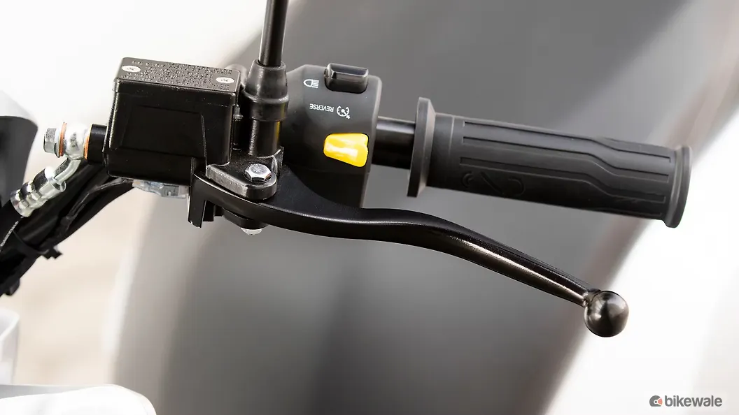 Bounce Infinity E1 Battery pack Image – BikeWale