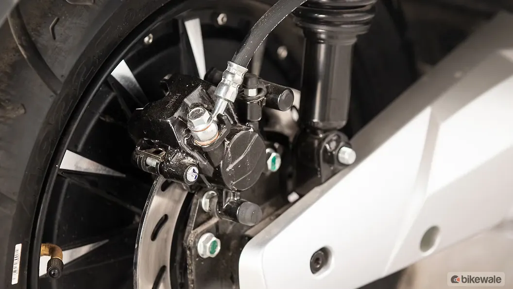 Bounce Infinity E1 Rear Suspension Image – BikeWale