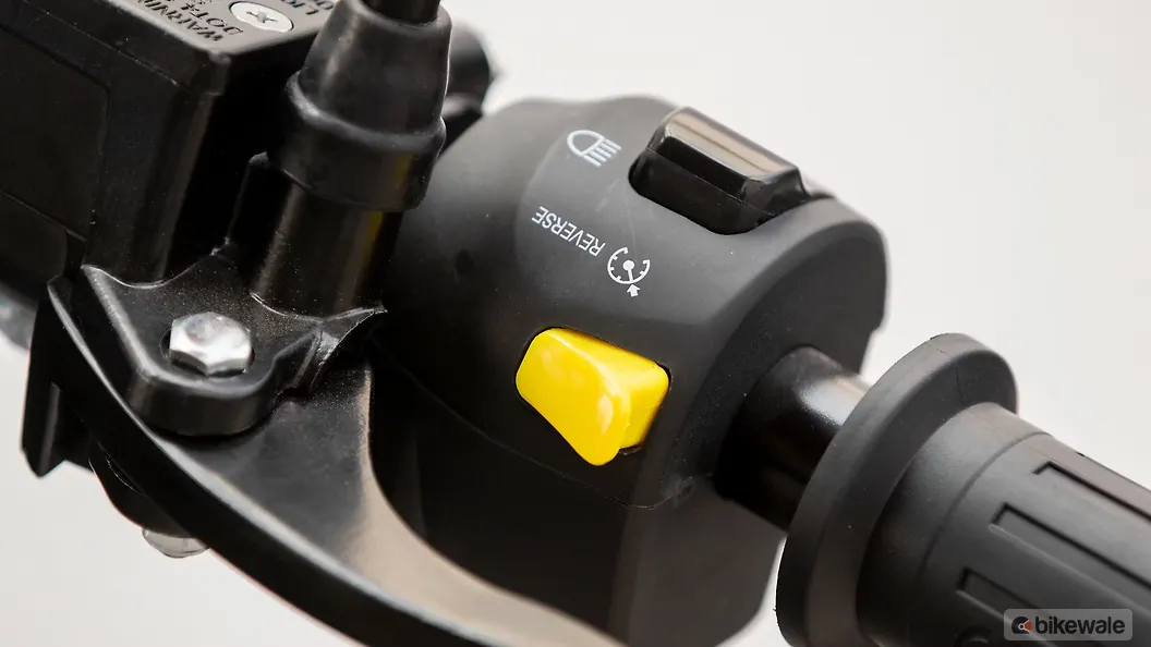 Bounce Infinity E1 Reverse Mode Switch Image – BikeWale