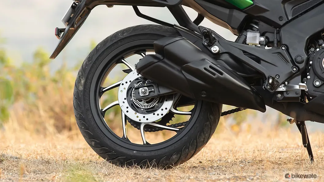 Bajaj Dominar 400 Exterior Image – BikeWale
