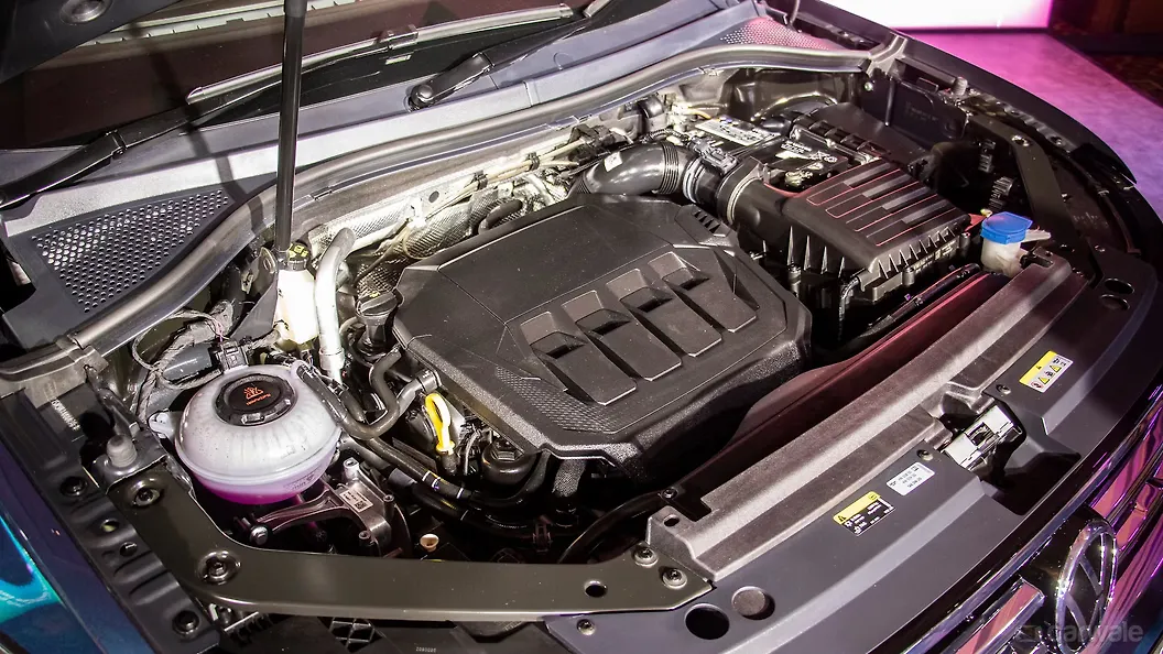 Tiguan Engine Shot Image, Tiguan Photos in India - CarWale