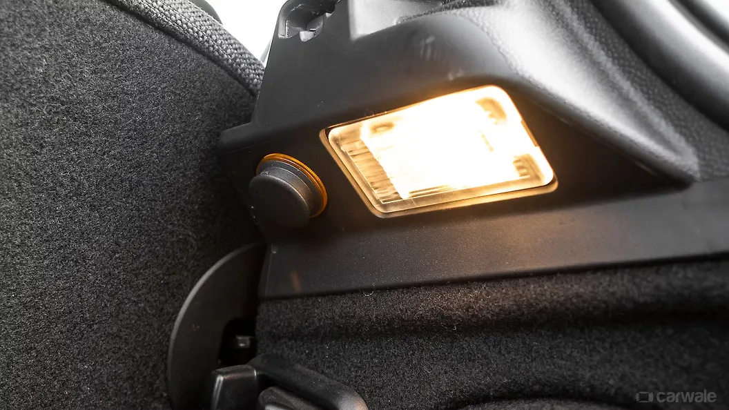 Cooper SE Boot Light Image, Cooper SE Photos in India - CarWale