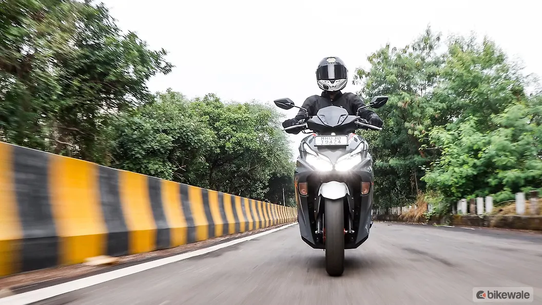 Yamaha Aerox 155 Front View Image – BikeWale