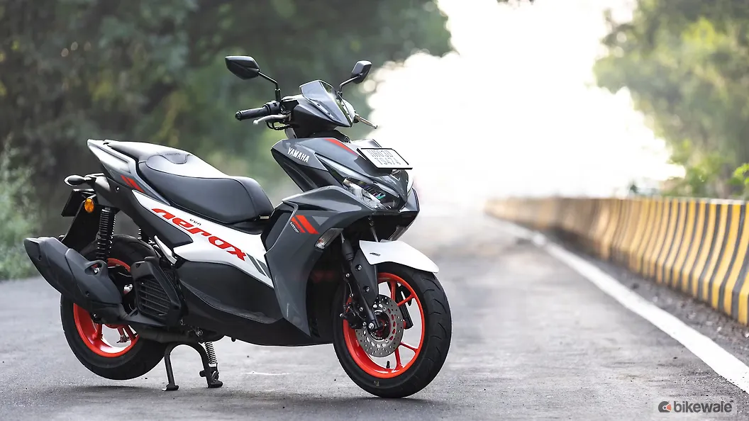 Yamaha Aerox 155 Front View Image – BikeWale