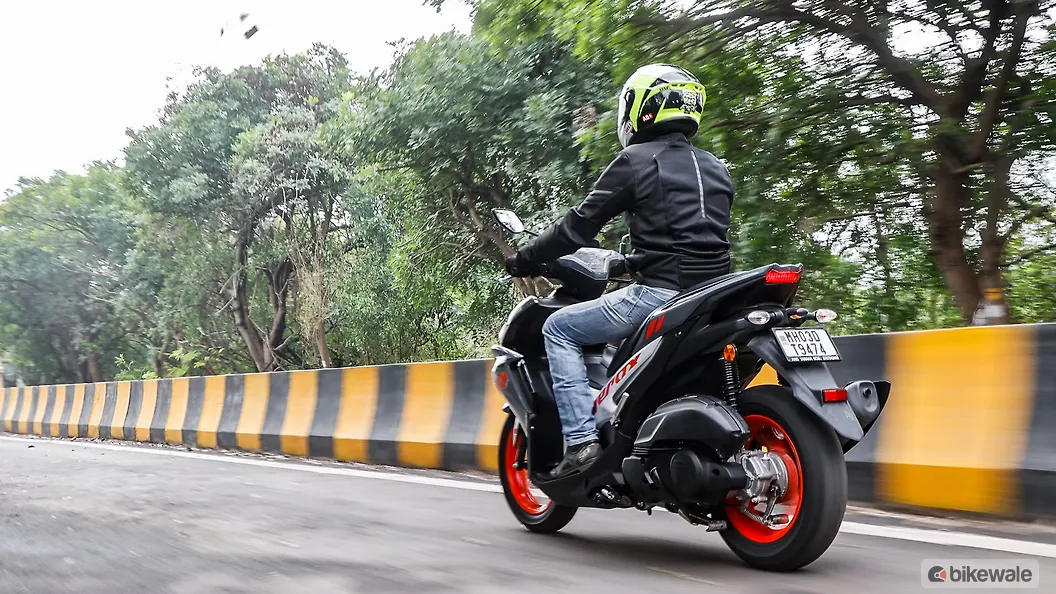 Yamaha Aerox 155 Right Rear Three Quarter Image – BikeWale