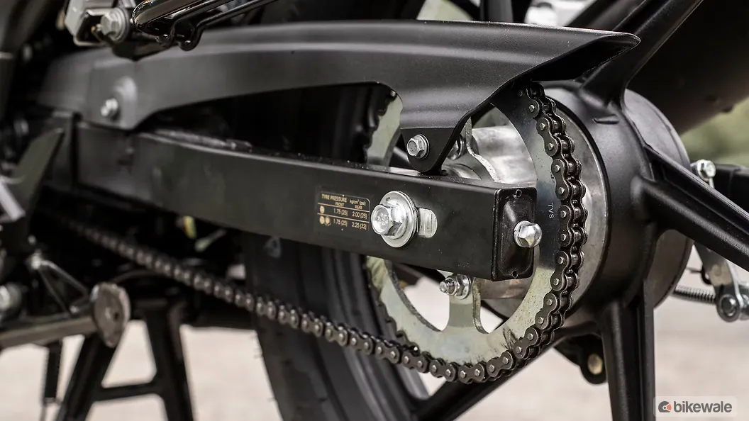 TVS Raider 125 Drive Chain and Sprocket Image – BikeWale