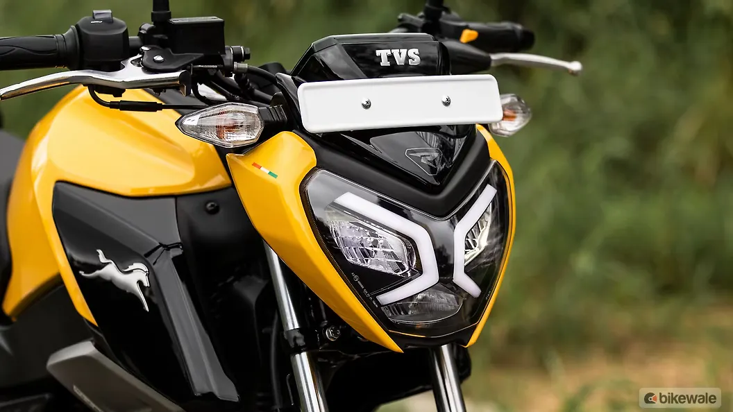 TVS Raider 125 Front Headlamp Cowl Image – BikeWale