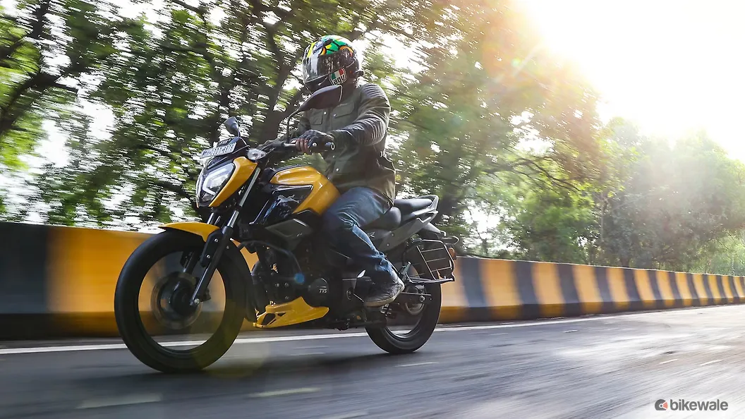 TVS Raider 125 Front View Image – BikeWale
