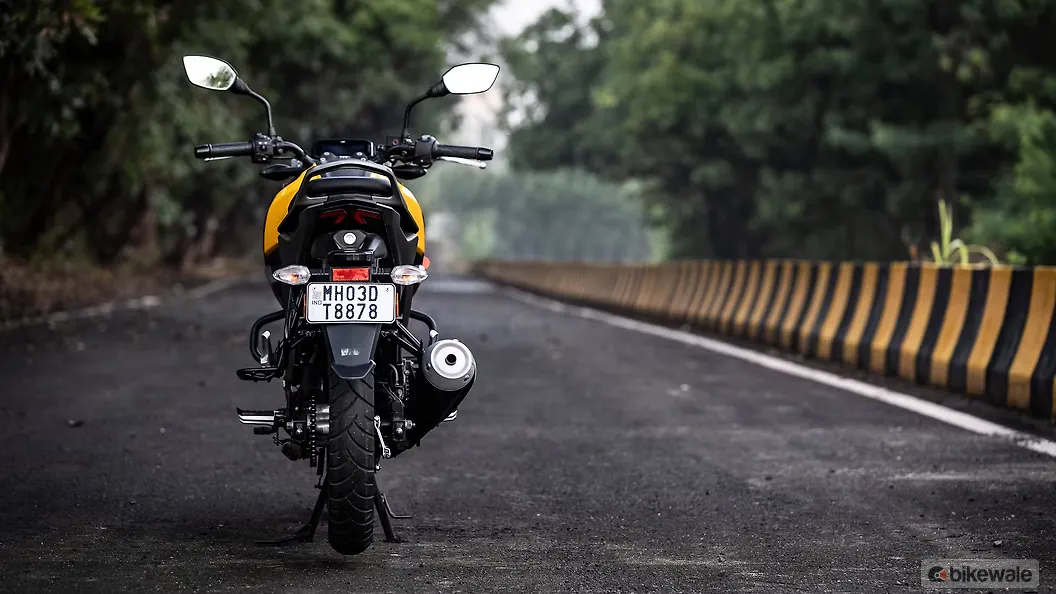 TVS Raider 125 Rear View Image – BikeWale