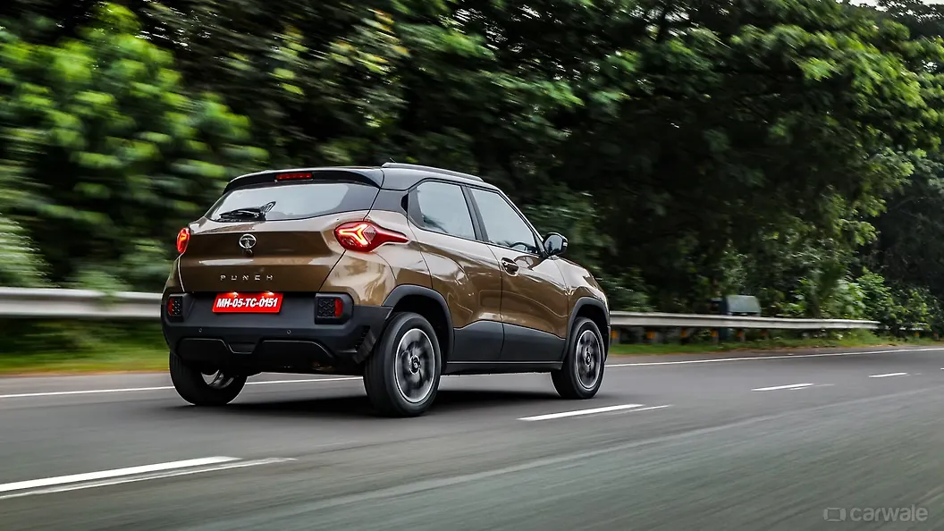 Punch Right Rear Three Quarter Image, Punch Photos in India - CarWale