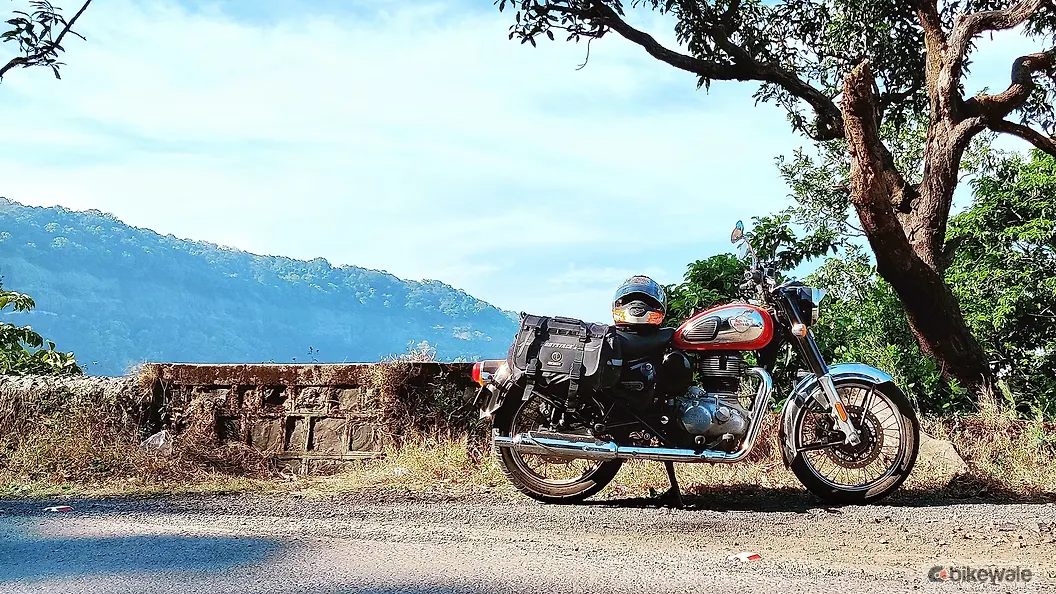 Royal Enfield Classic 350 Right Side View Image – BikeWale