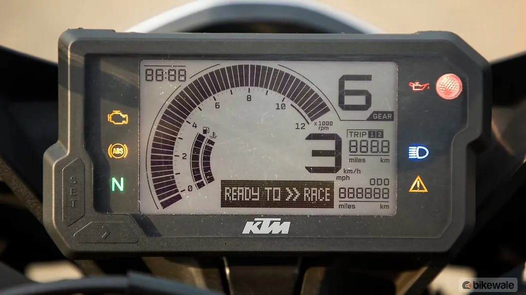 KTM RC 200 TFT / Instrument Cluster Image – BikeWale