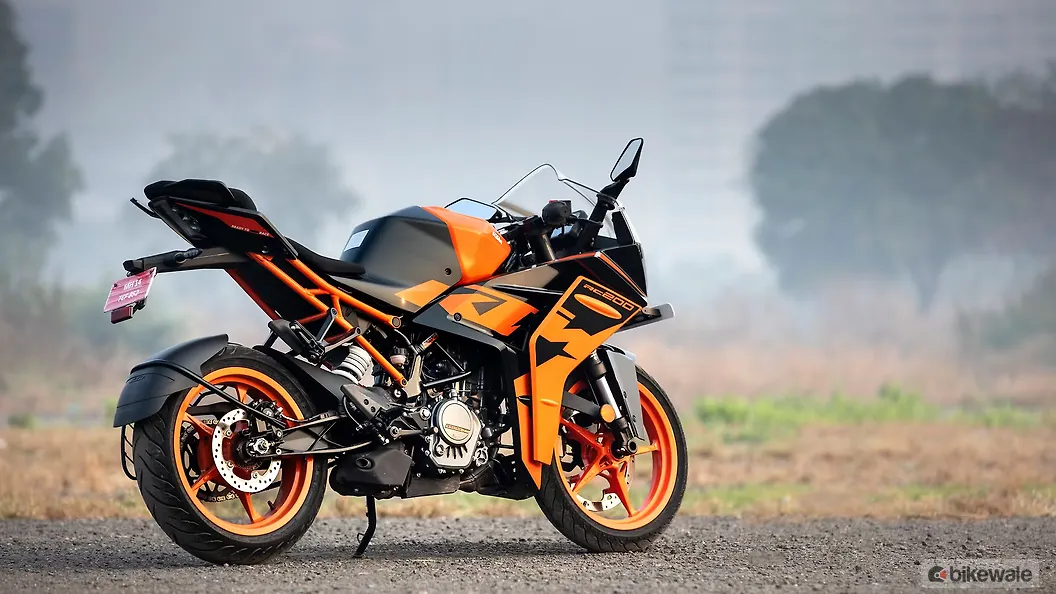 KTM RC 200 Rear View Image – BikeWale