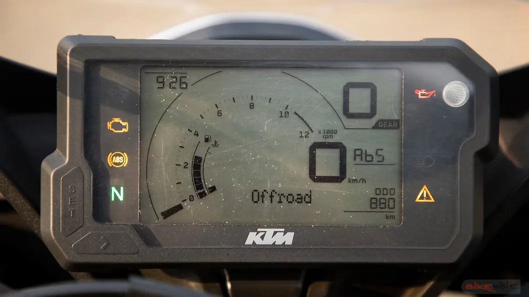 KTM RC 200 TFT / Instrument Cluster Image – BikeWale