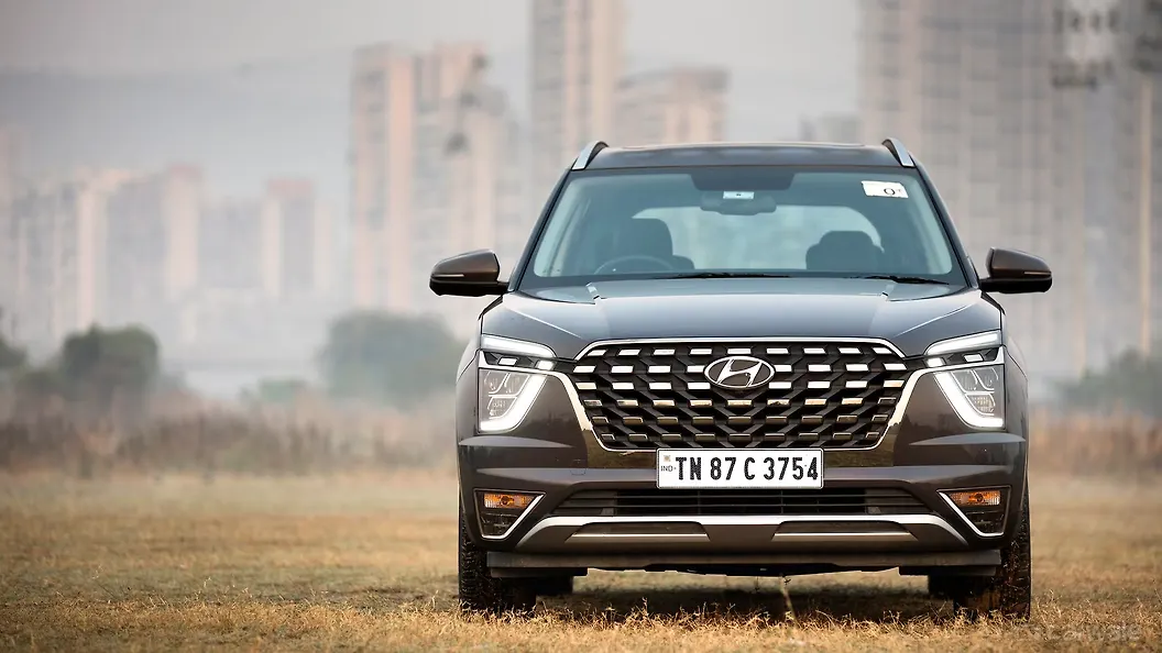 Alcazar Front View Image, Alcazar Photos in India - CarWale