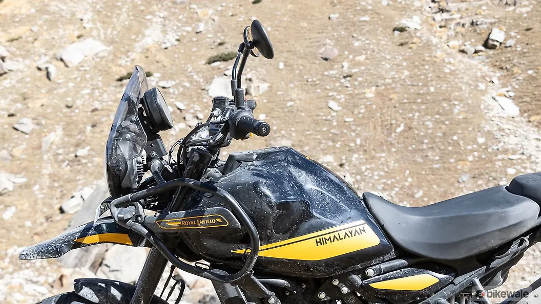 Royal Enfield Himalayan 450 Branding/Fuel Tank Decal Image – BikeWale