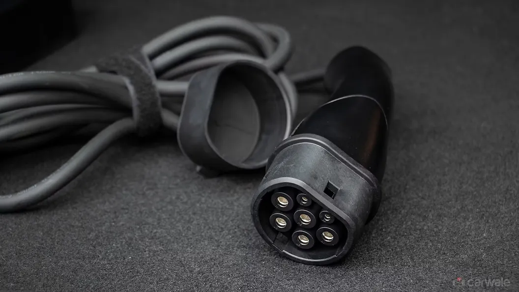 ZS EV EV Car Charging Input Plug Image, ZS EV Photos in India - CarWale