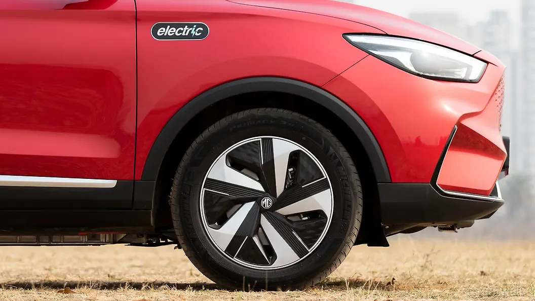 ZS EV Wheel Image, ZS EV Photos in India - CarWale