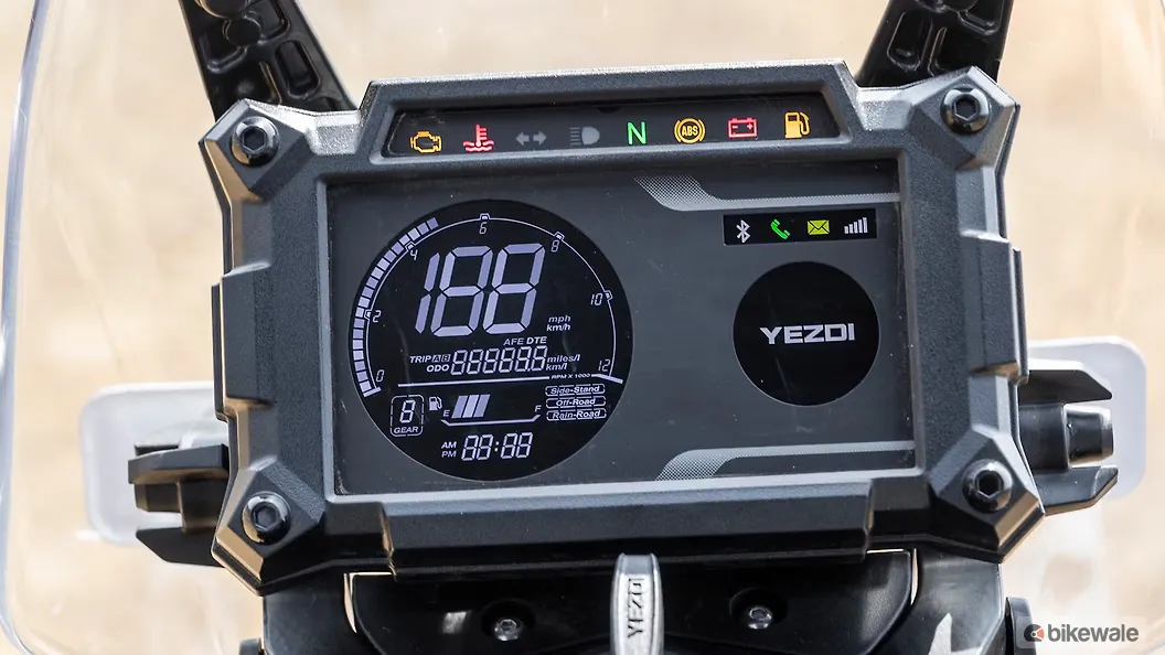 Images of Yezdi Adventure | Photos of Adventure - BikeWale