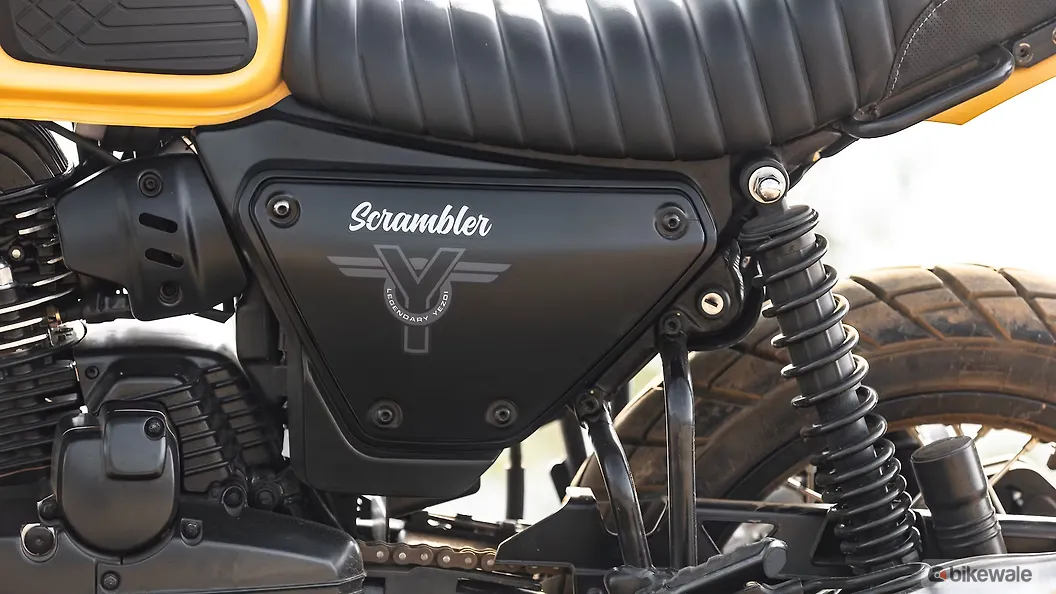 Yezdi Scrambler Rear Wheel Image – BikeWale