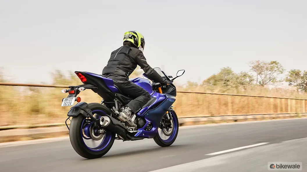 Yamaha R15 V4 Rear View Image – BikeWale