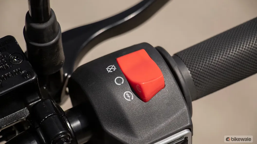 Tork Kratos R Emergency Off Switch/Kill Switch Image – BikeWale