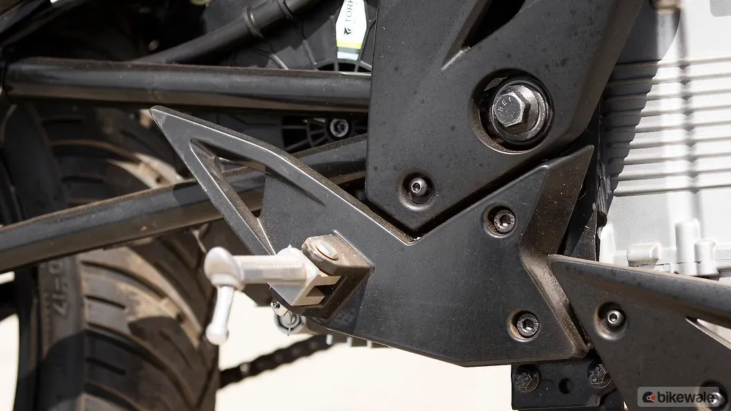 Tork Kratos R Multi-Controller Image – BikeWale