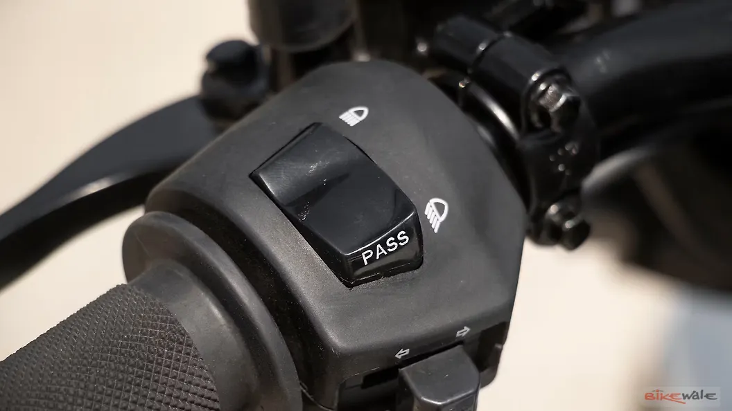 Tork Kratos R Ignition Switch Image – BikeWale