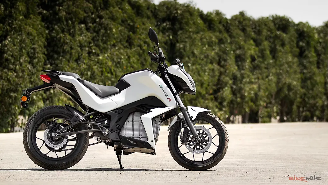 Tork Kratos R Right Side View Image – BikeWale