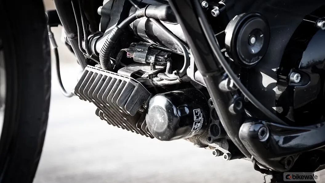 Indian Chief Dark Horse Engine From Right Image – BikeWale