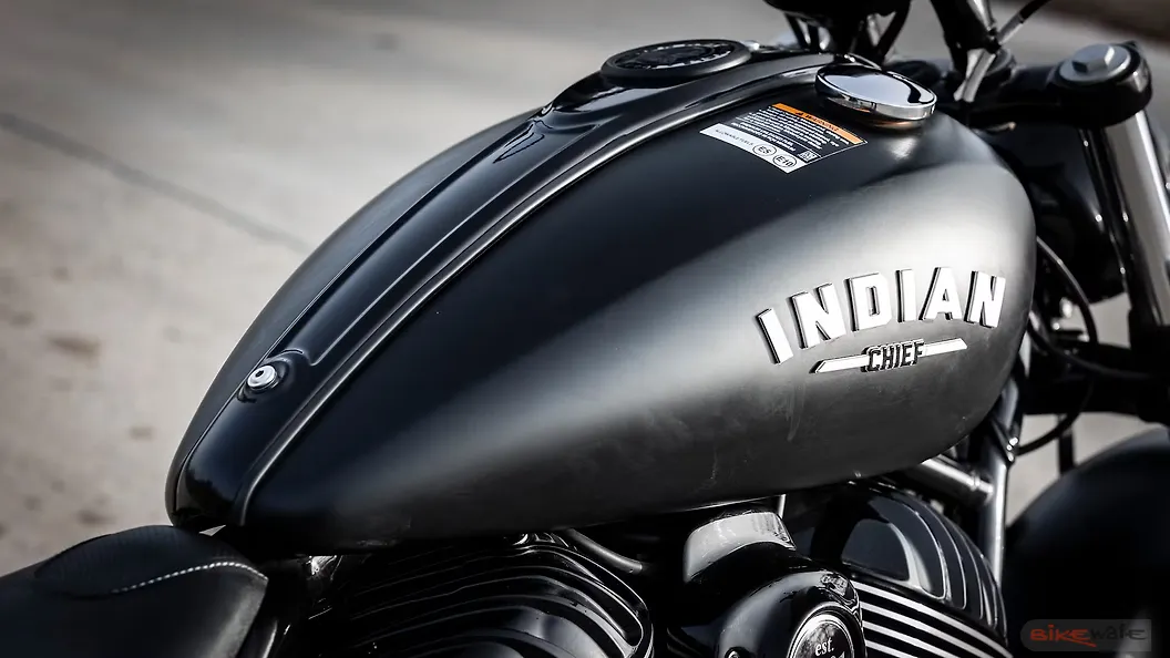 Indian Chief Dark Horse Fuel Tank Image – BikeWale