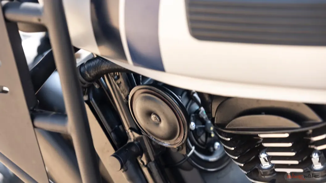 Yezdi Adventure Radiator Image – BikeWale