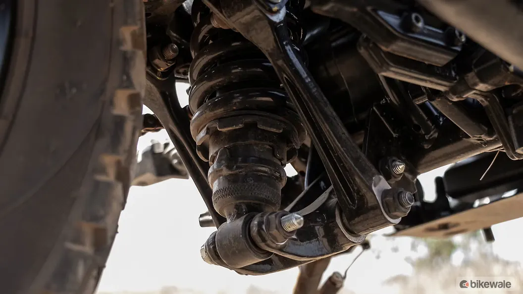 Yezdi Adventure Front Suspension Image – BikeWale