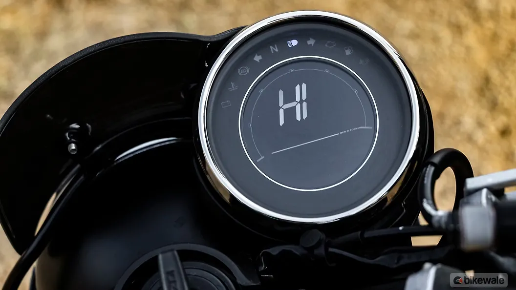 Yezdi Scrambler TFT / Instrument Cluster Image – BikeWale