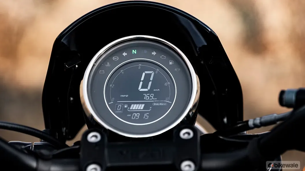 Yezdi Roadster [2024] Instrument Cluster Image – BikeWale