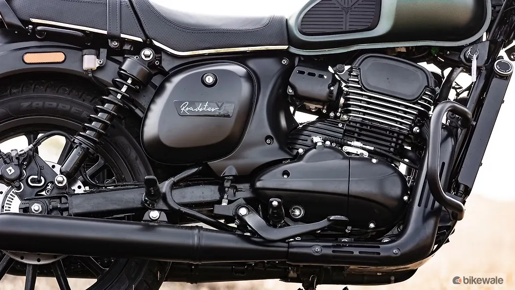Yezdi Roadster [2024] Rear Suspension Image – BikeWale