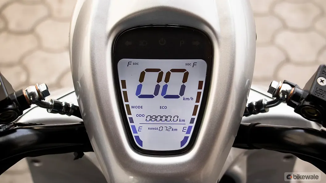 Bounce Infinity E1 Instrument Cluster Image – BikeWale