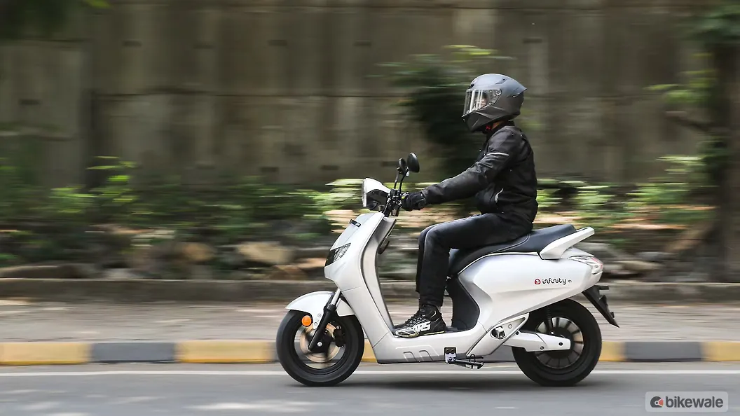 Bounce Infinity E1 Left Side View Image – BikeWale