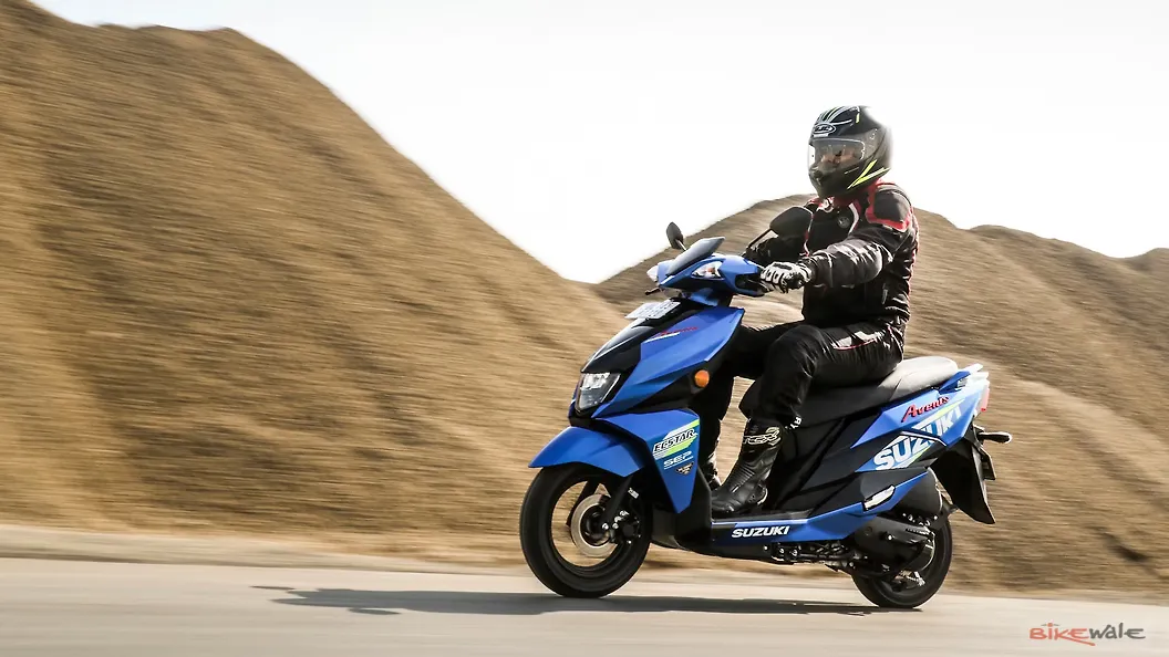 Suzuki Avenis 125 Left Front Three Quarter Image – BikeWale