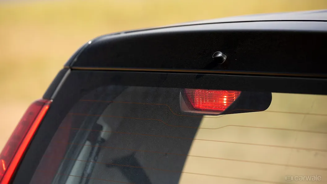 Wagon R Rear High Mounted Stop Lamp Image, Wagon R Photos in India ...