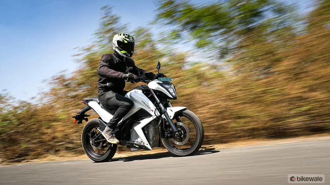 Tork Kratos R Front View Image – BikeWale