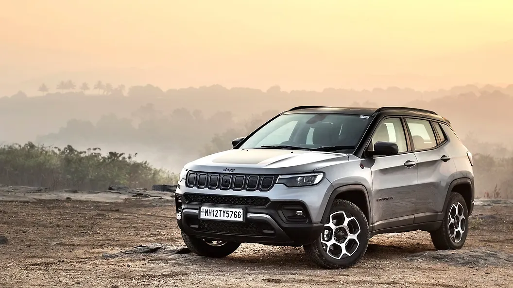 Compass Left Front Three Quarter Image, Compass Photos in India - CarWale