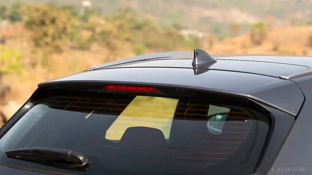 NX Rear Spoiler Image, NX Photos in India - CarWale