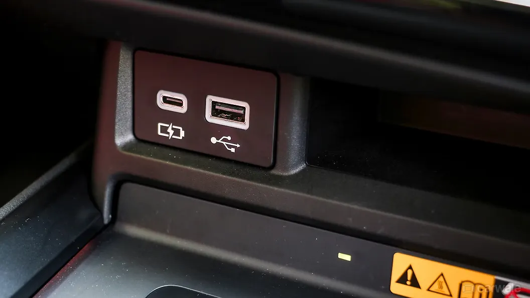 NX USB Port/AUX/Power Socket/Wireless Charging Image, NX Photos in ... NX USB Port/AUX/Power Socket/Wireless Charging Image, NX Photos in ...