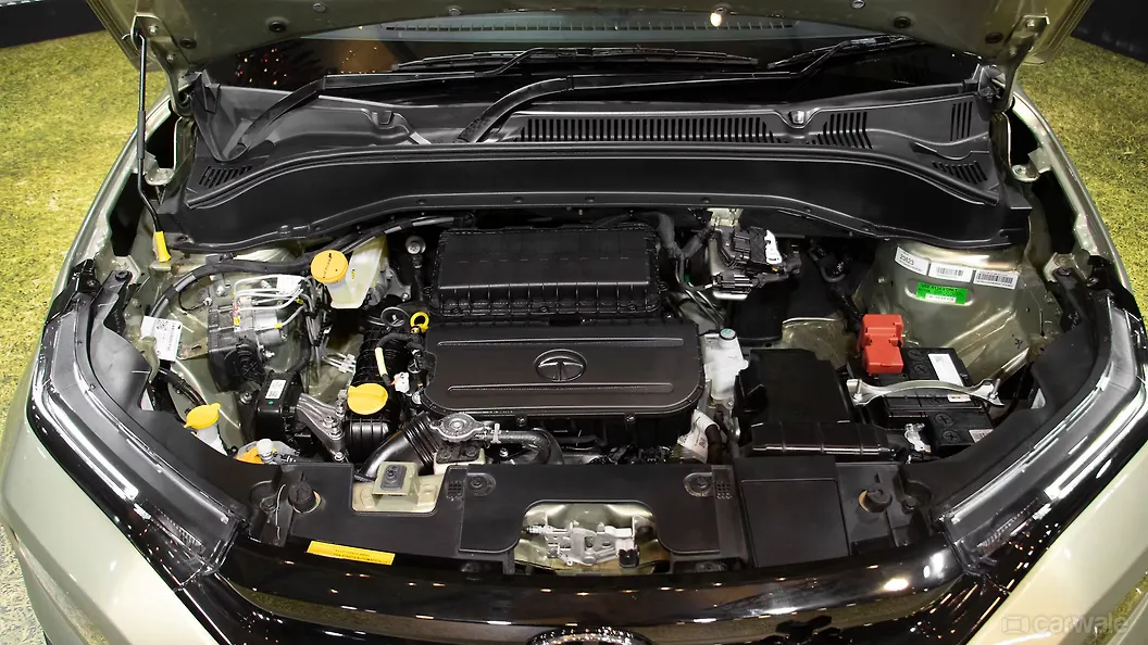 Punch Engine Shot Image, Punch Photos in India - CarWale