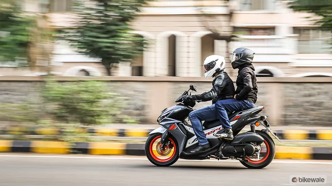 Yamaha Aerox 155 Left Side View Image – BikeWale