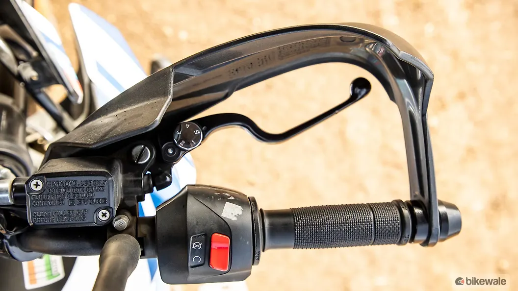KTM 390 Adventure [2021] Handlebar Image – BikeWale